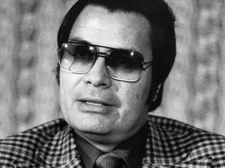 Deryk Schlessinger Biography, Personal Life and Net Worth - JimJocoy