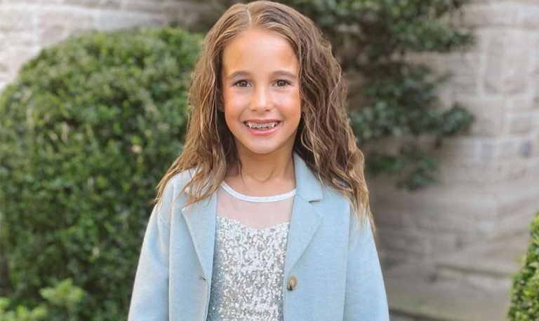 Meet Vivianne Rose Decker, Jessie Decker's First Child - JimJocoy