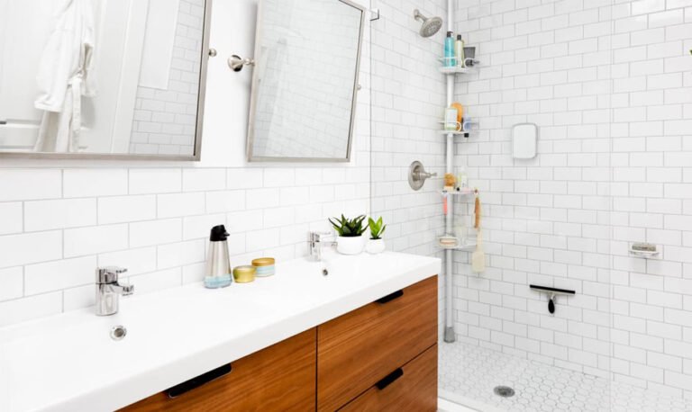 Beyond Scrubbing: Pro Tips for Effective Bathroom Upkeep - JimJocoy